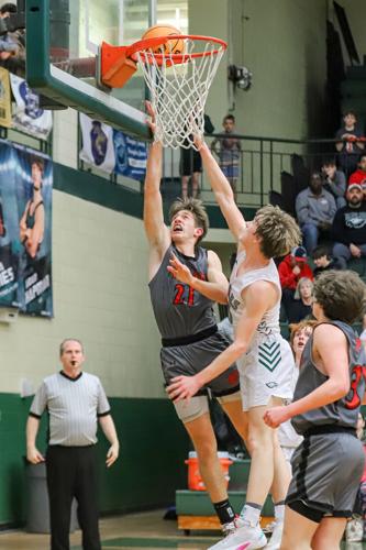 Bears fall to Hickory in playoffs | Sports | themountaineer.com