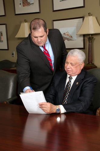 Tracking lost heirs: a tale of fortune, mishaps and mysterious family ...