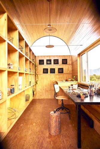 Kat Mast and family build mobile studio together | Local News ...