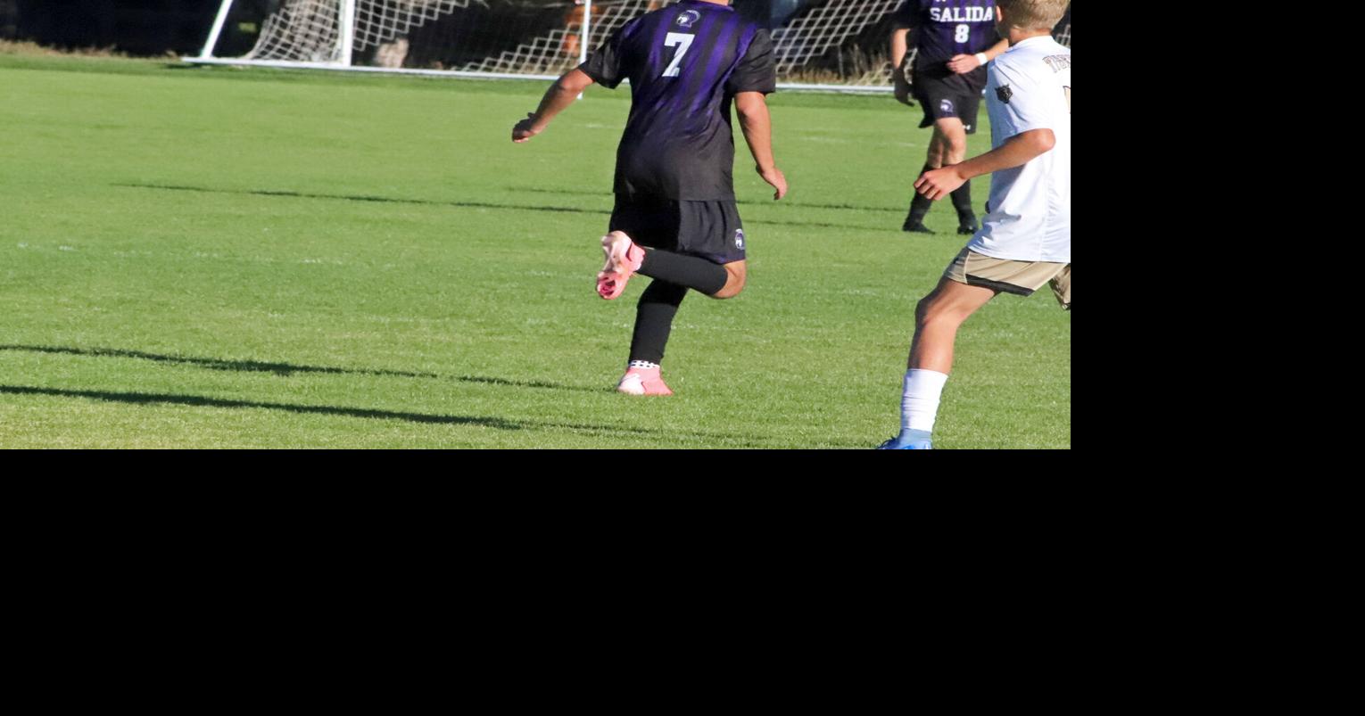 Soccer boys have best team win of the season at Manitou | Local News | themountainmail.com