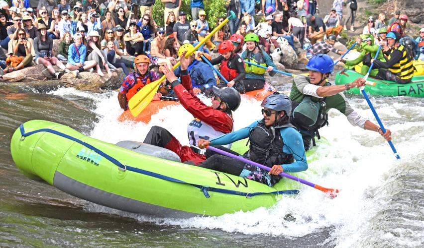 Rafters rampage at rodeo | Fibark | themountainmail.com
