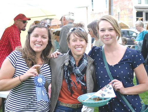 Salida celebrates Labor Day with fireworks, apple pie | Free Content ...