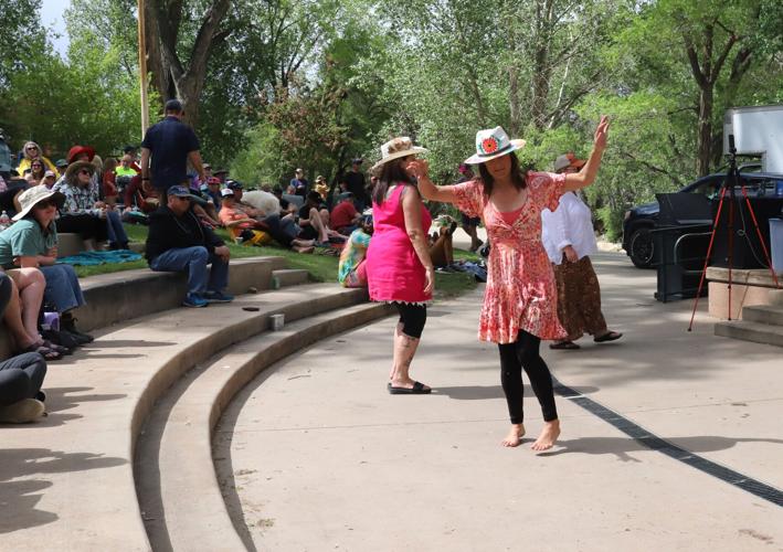 Bluegrass festival has 'unprecedented' crowd | Local News ...