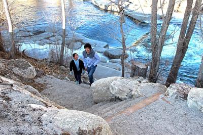 City builds steps to Scout Wave | Local News | themountainmail.com