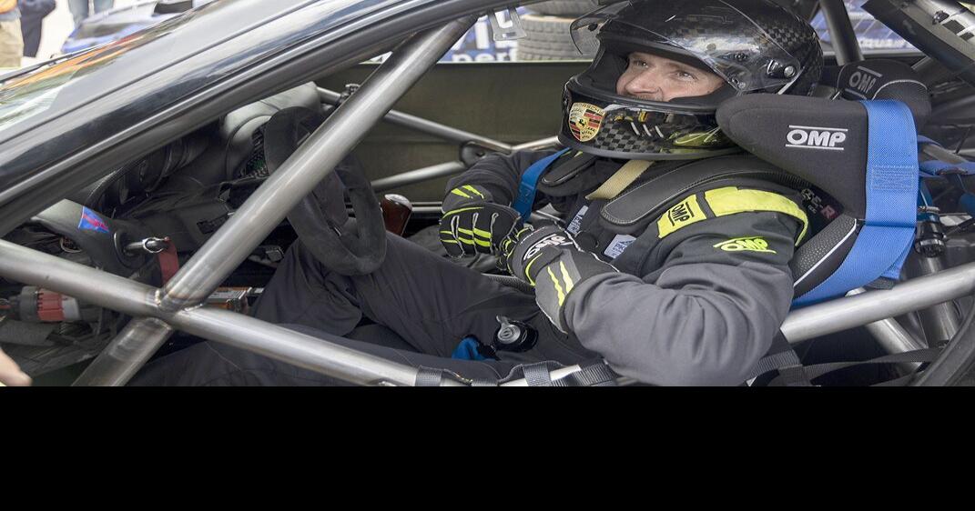 Andy Kingsley climbs Pikes Peak in 7 minutes, 45,614 seconds | Local ...