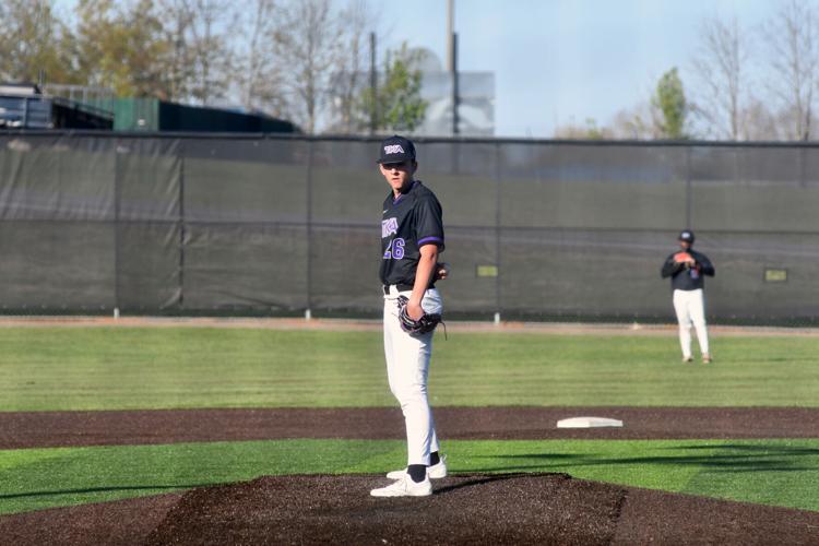 Lions snap four-game skid with win over Greenback | Sports ...