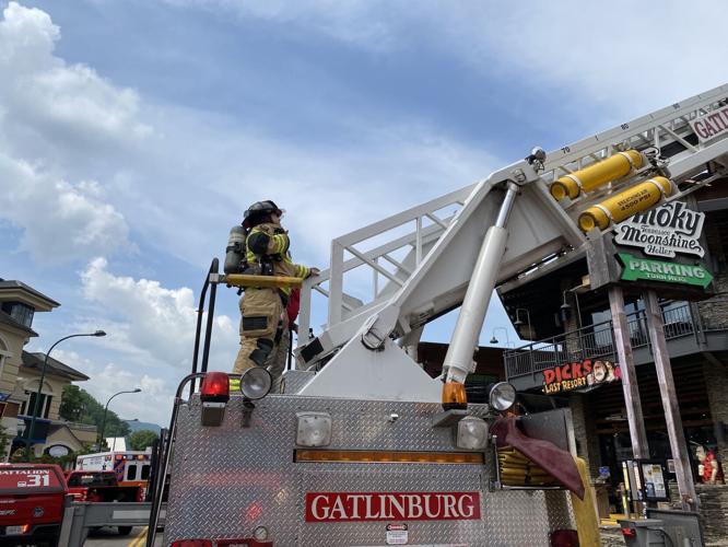 Gatlinburg Fire Department contains downtown fire | News ...