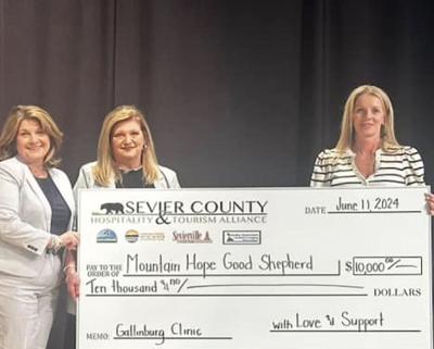 SCHTA donates $10,00 to Mountain Hope Good Shepherd Clinic | News ...