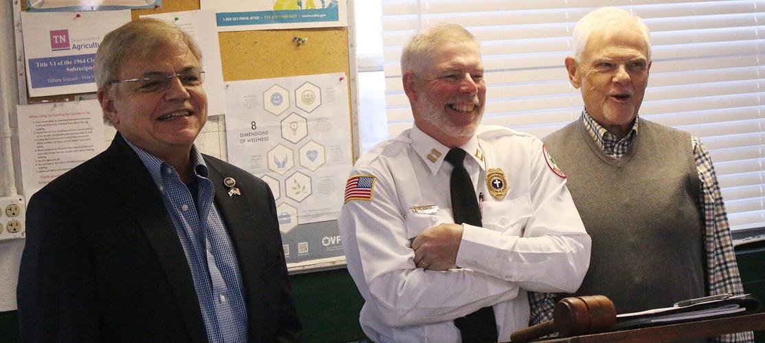 Yager, Powers donate $1,500 to Jellico Rescue Squad | Lafollette ...