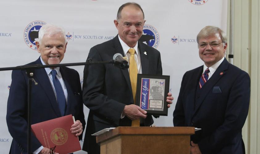 Salveson, Faulkners honored at Good Scout Award Dinner | Lafollette ...