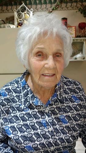 Edna Mae McCarroll | Features | themountainpress.com