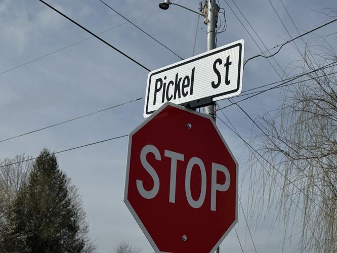 New street signs appearing in Pigeon Forge | News | themountainpress.com