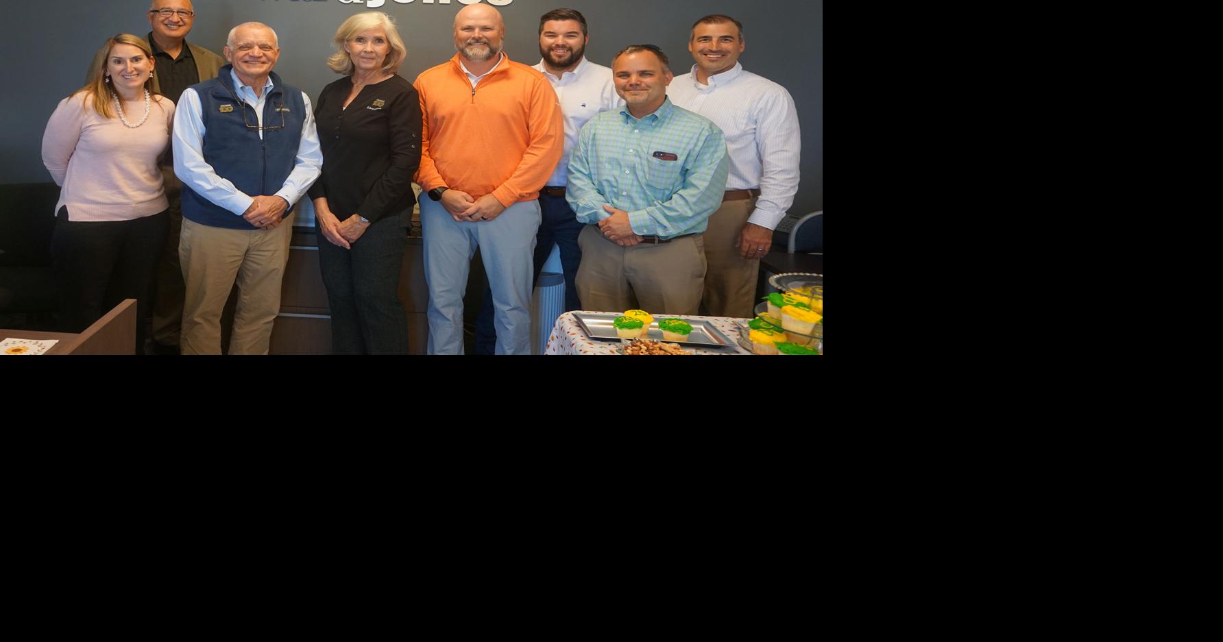 Johnson, Wright celebrate 25 years with Edward Jones, Pigeon Forge ...