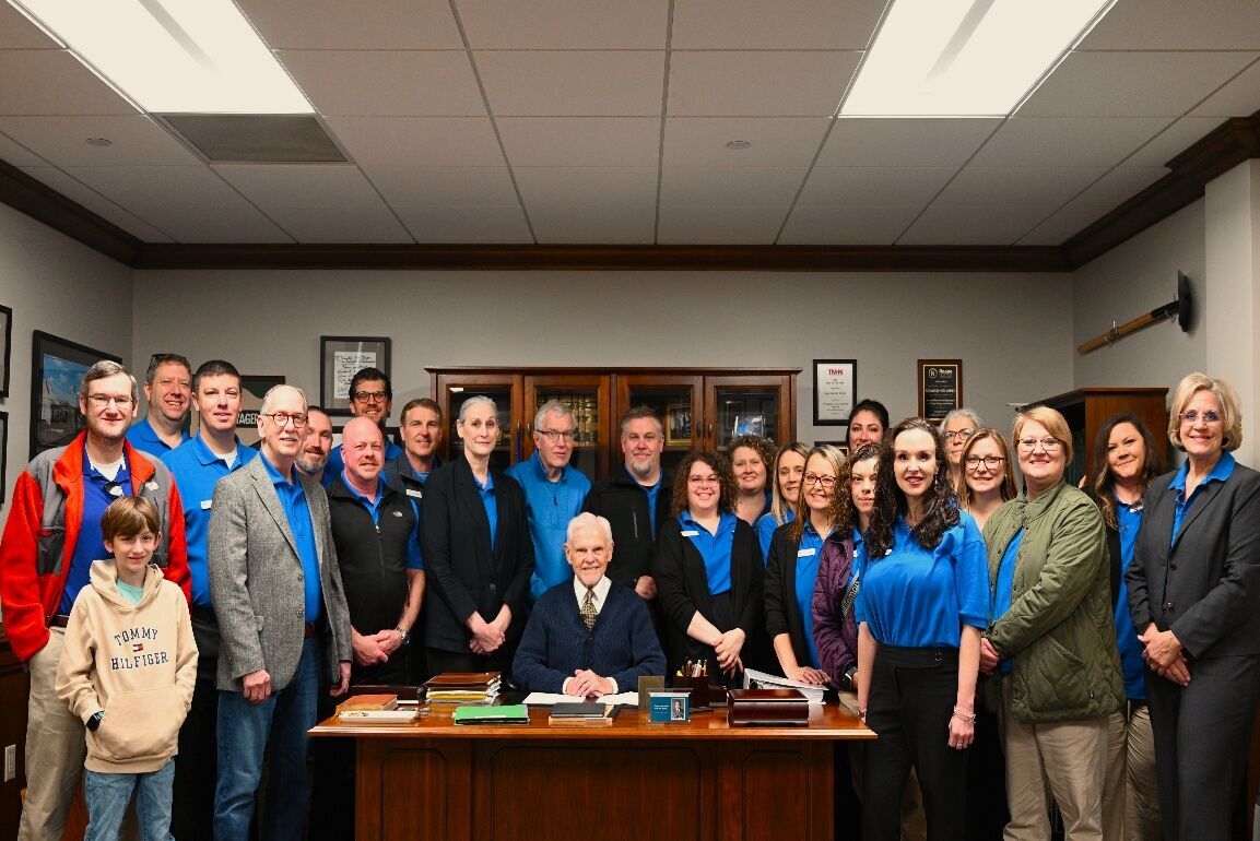 Sen. Yager welcomes Roane County Chamber of Commerce | News ...