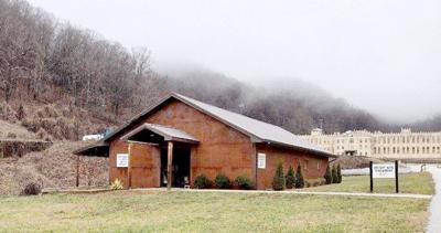 The mutts go to prison | News | themountainpress.com