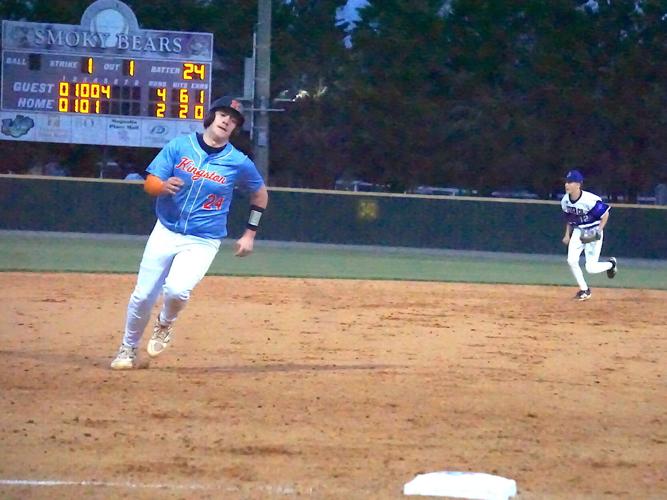 Yellowjackets fall to Smoky Bears in close game | Sports ...
