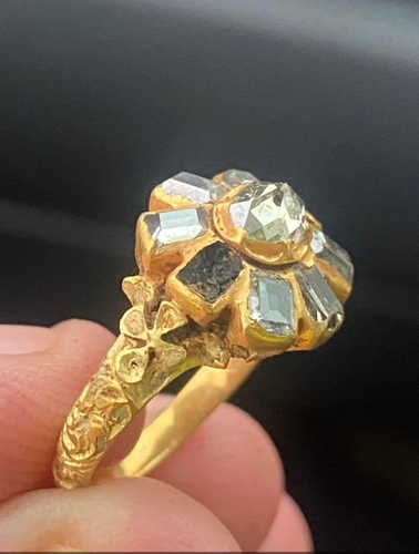 Metal detectorist digs up rare diamond ring worth $25,000 | National ...