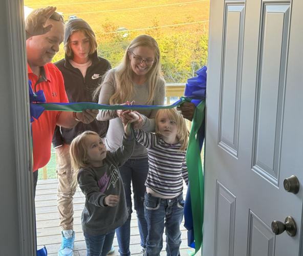 Habitat for Humanity presents 39th home | Lafollette | themountainpress.com