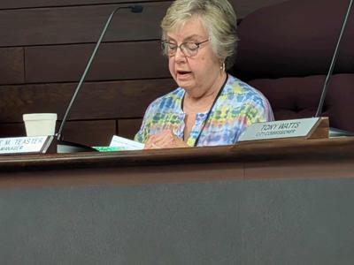 Teaster sees last meeting as manager | News | themountainpress.com