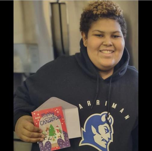 Wells sends Christmas cards to inmates | News | themountainpress.com