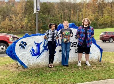 Three JHS seniors score perfectly on science portion of ACT ...