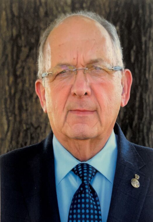 John Burgess Daniels | Obituaries | themountainpress.com