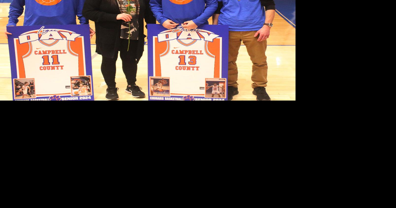 Basketball players Jordan and Logan Day smile with family. | Lafollette ...