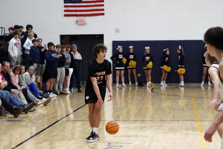 Seymour and Pigeon Forge split games on the hardwood Friday night ...