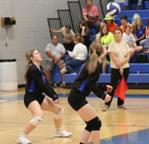 Jellico volleyball sweeps Cosby | Lafollette | themountainpress.com