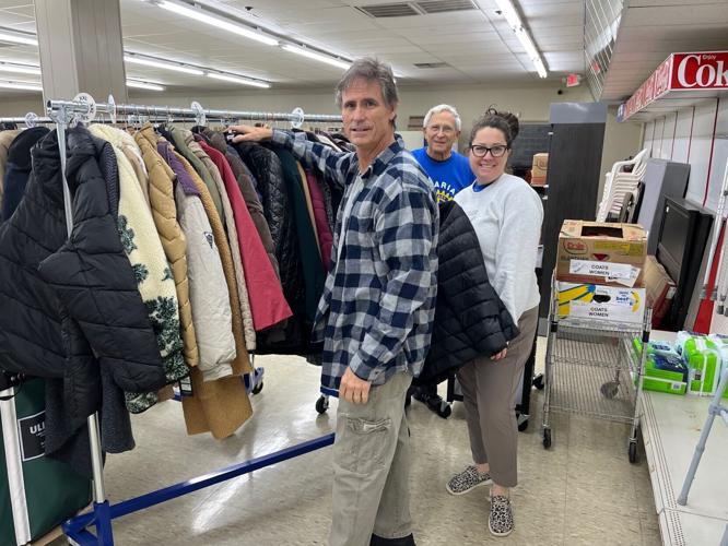 Sunrise Rotary volunteers at SMARM | News | themountainpress.com