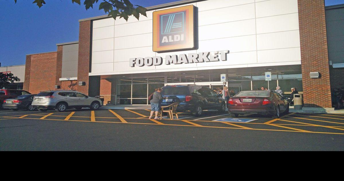 Aldi grocery chain opens Sevierville location | | themountainpress.com