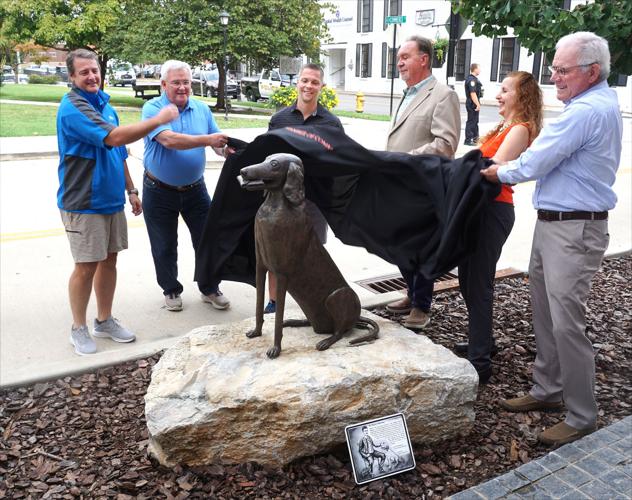 Sevierville dedicates 'Bertie' statue | News | themountainpress.com