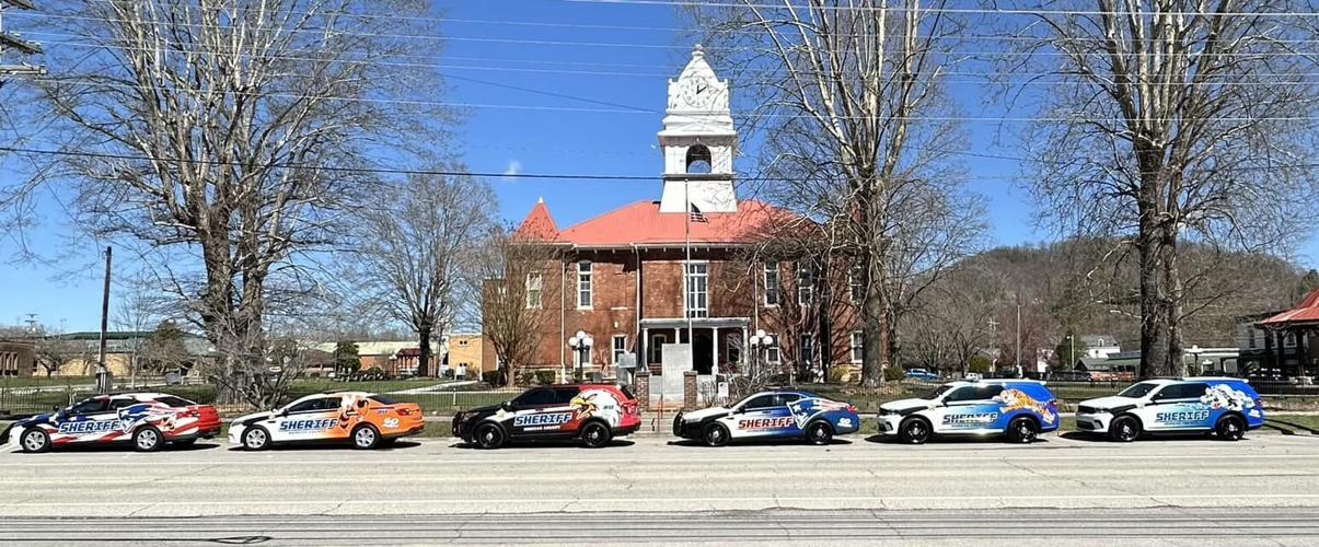 MCSO unveils new mascot-themed patrol cars | News | themountainpress.com