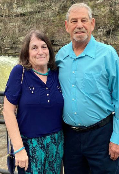 Pughs celebrate 40th anniversary | Anniversaries | thenewsenterprise.com