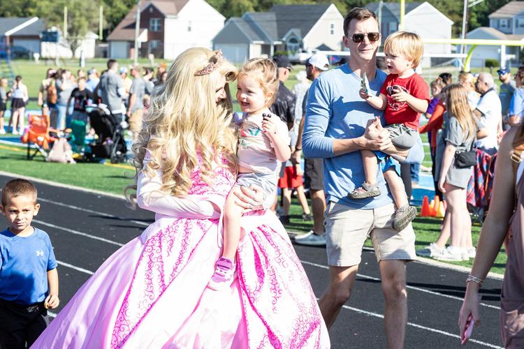Buddy Walk raises money for Downs Syndrome Association of the Heartland ...
