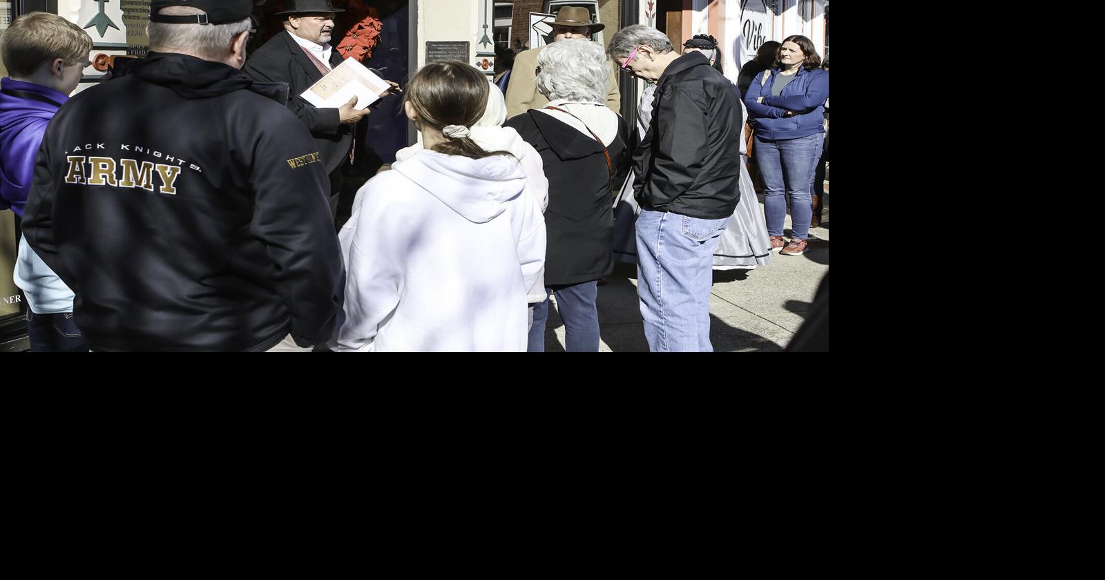 Large crowd tours downtown on anniversary of Civil War battle | Local ...