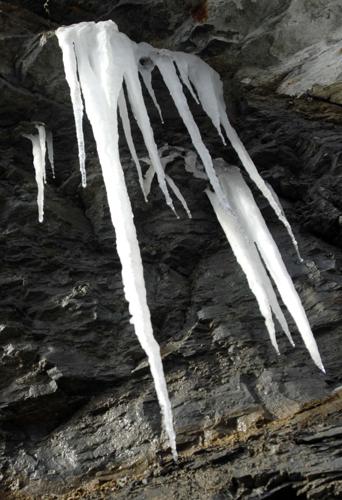 Ice flows | Local News | thenewsenterprise.com