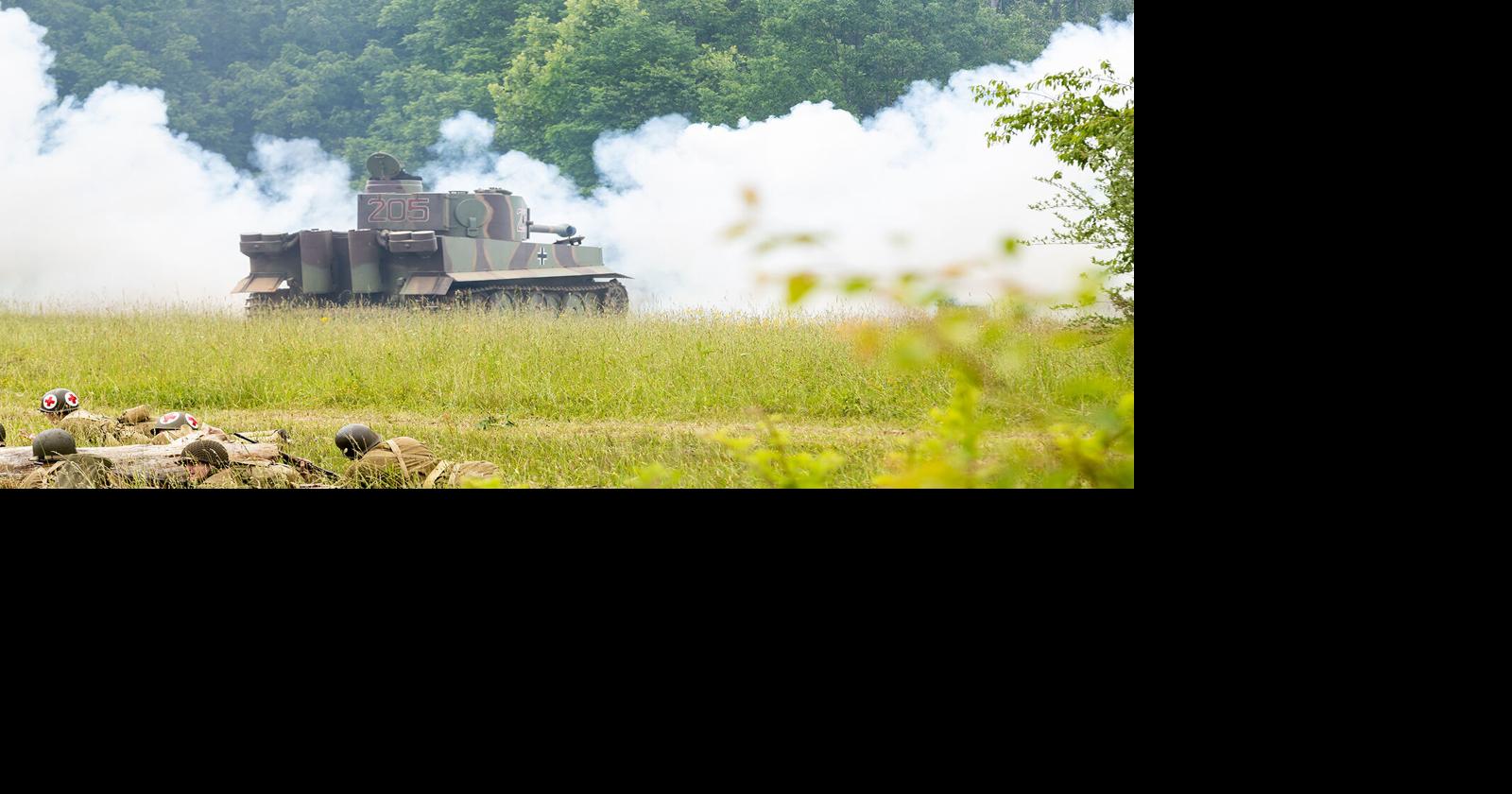 Tiger tank draws crowd, has premiere firing at WWII re-enactment ...