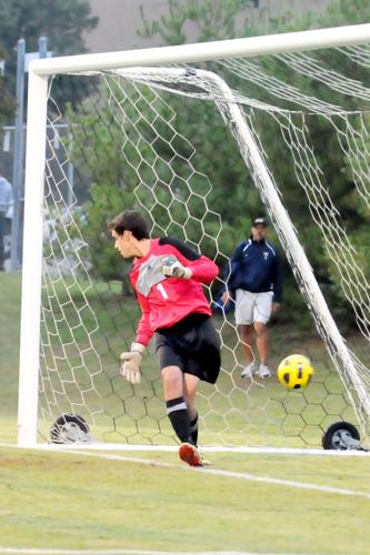 BOYS' PREP SOCCER: Central Hardin gets offensive against Elizabethtown ...