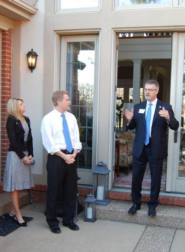 Comer counts many elected officials on his team | Local News ...