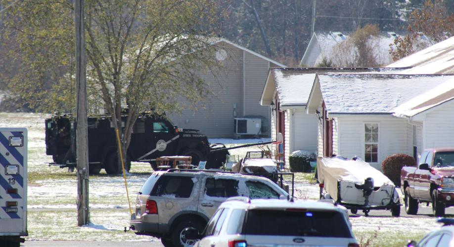 Police standoff ends peacefully | Crime And Courts | thenewsenterprise.com
