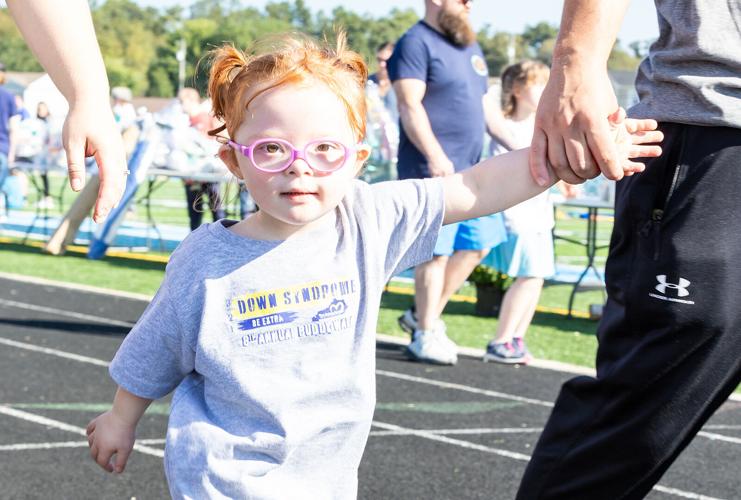 Buddy Walk raises money for Downs Syndrome Association of the Heartland ...