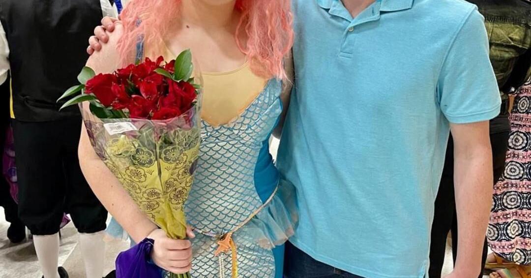Addison Walker swaps soccer ball for footlights | Tuesday's Teen ...