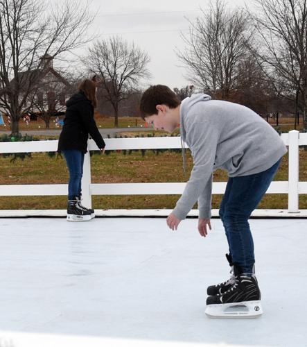 Gliding in the park: Skating on simulated ice | Local News ...