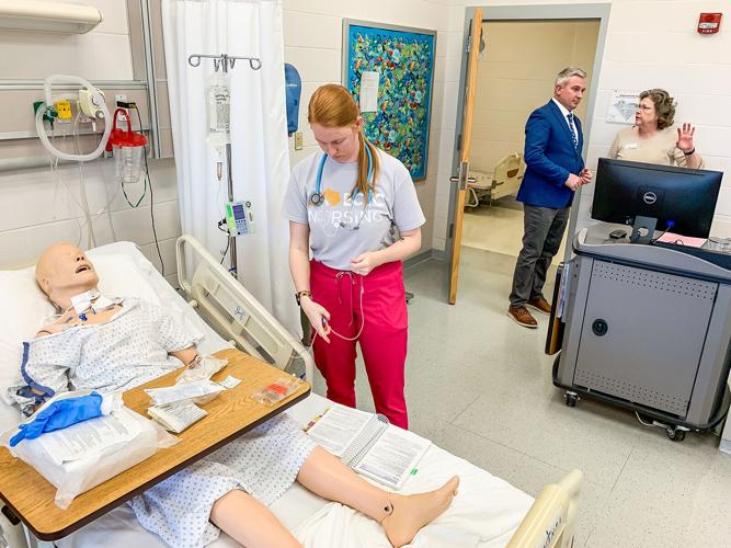 In ECTC visit, Quarles says college focusing on future | Education | thenewsenterprise.com