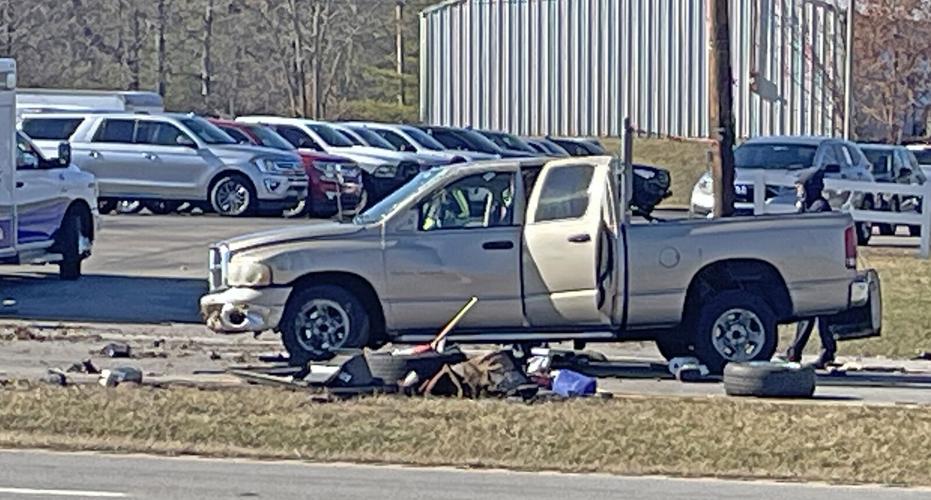 Crash on Dixie Highway results in two serious injuries | Local News ...
