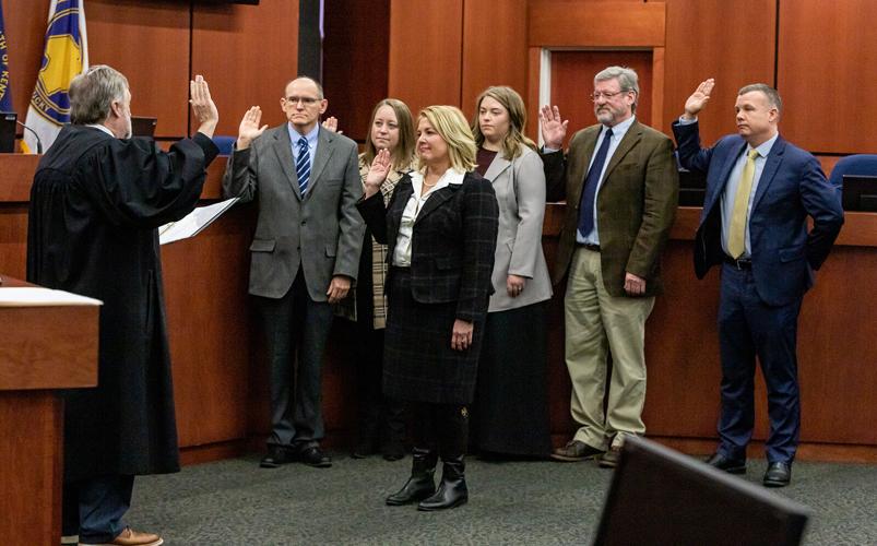 County officials sworn in Tuesday | Local News | thenewsenterprise.com