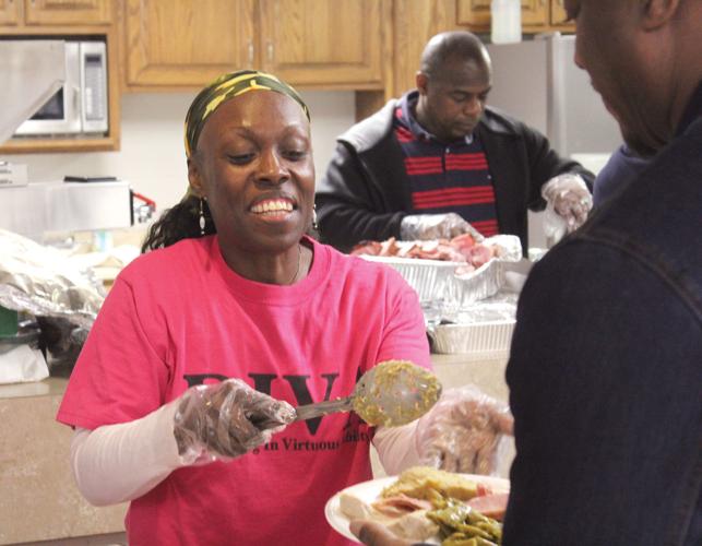 Radcliff community dinner brings Christmas blessings | Local News ...