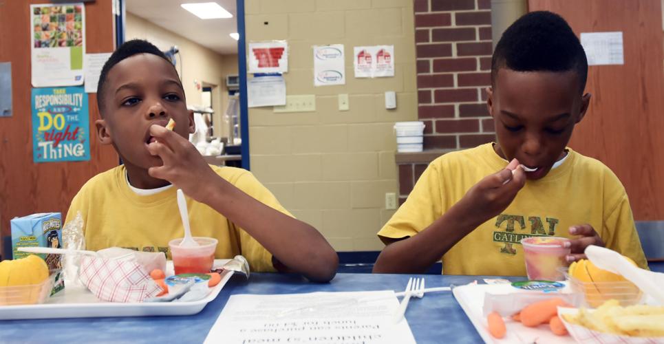 HCS feeds kids all summer long | Local News | thenewsenterprise.com
