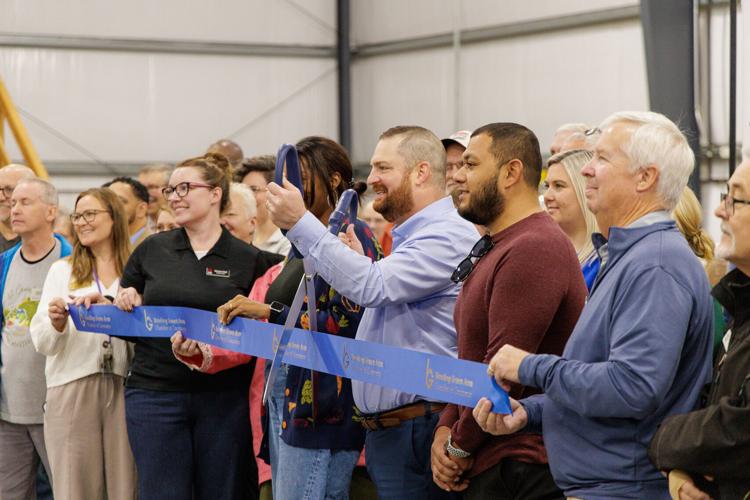 New Feeding America distribution center opens in Bowling Green | Local ...